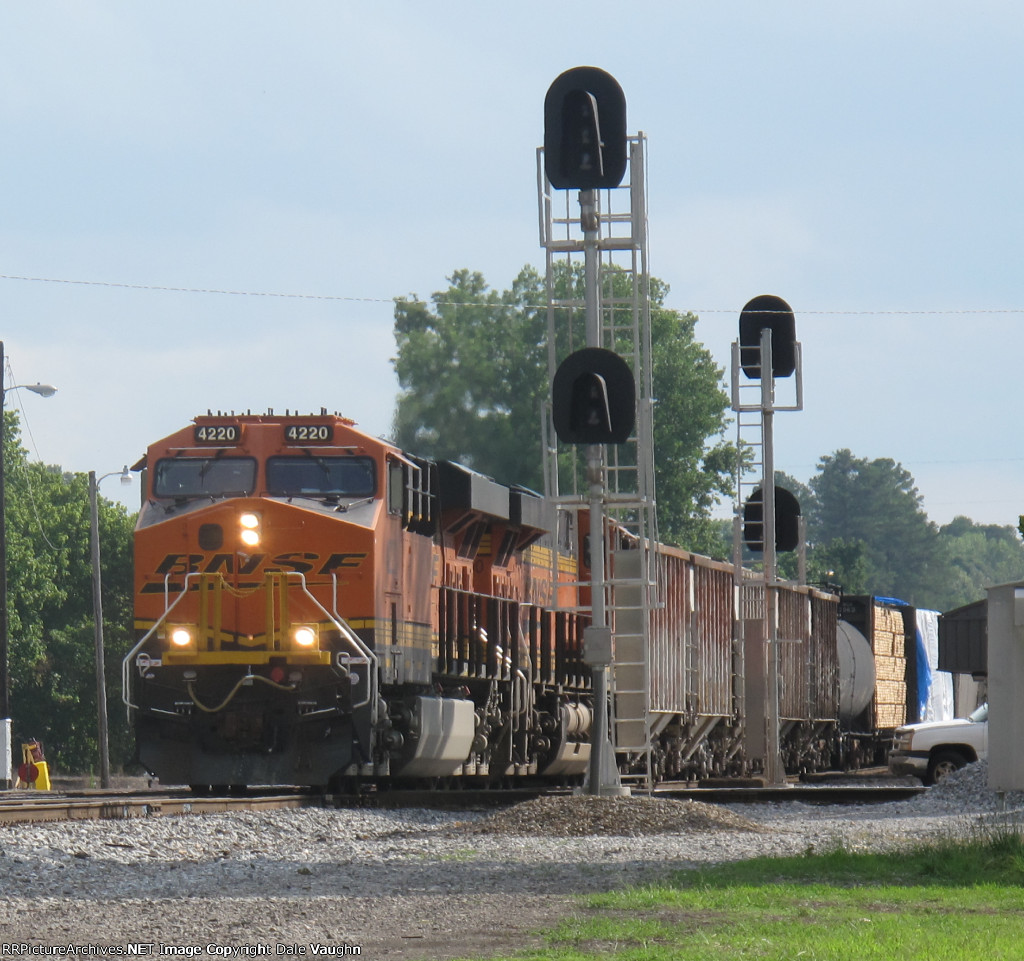 BNSF 4220